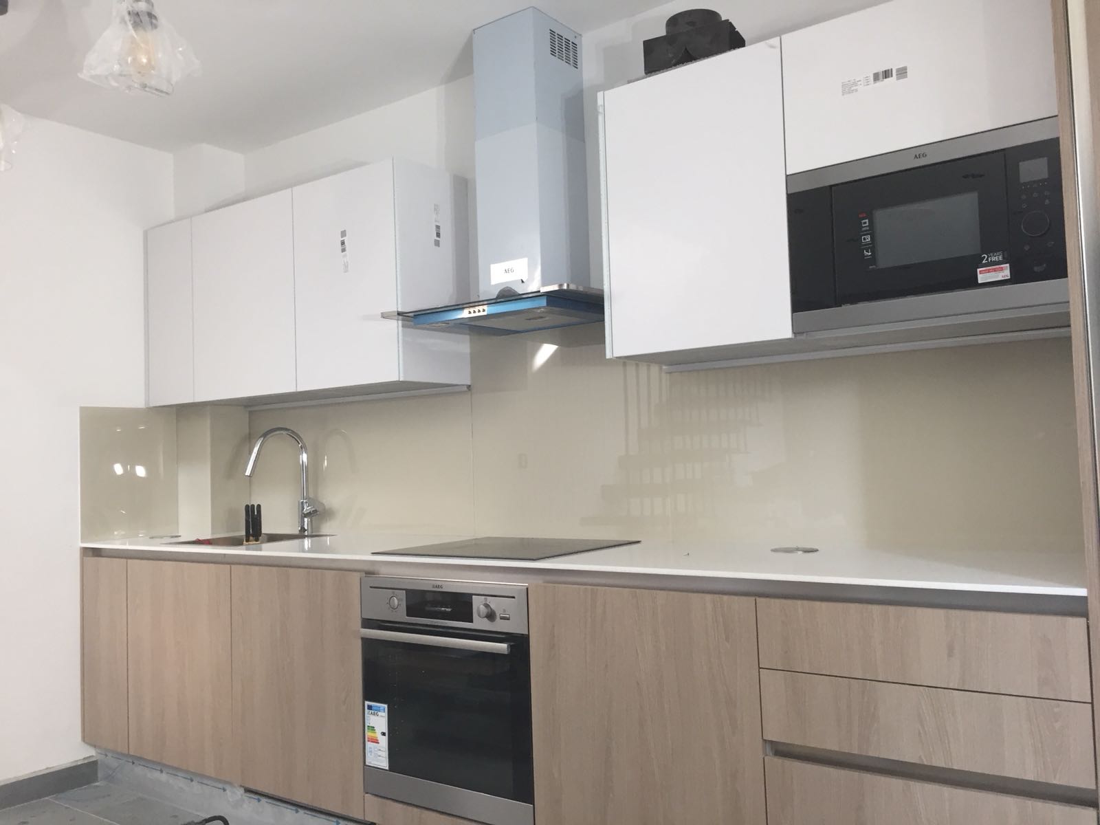 Kitchen Splashbacks Ealing - Southern Toughening Glazing Ltd